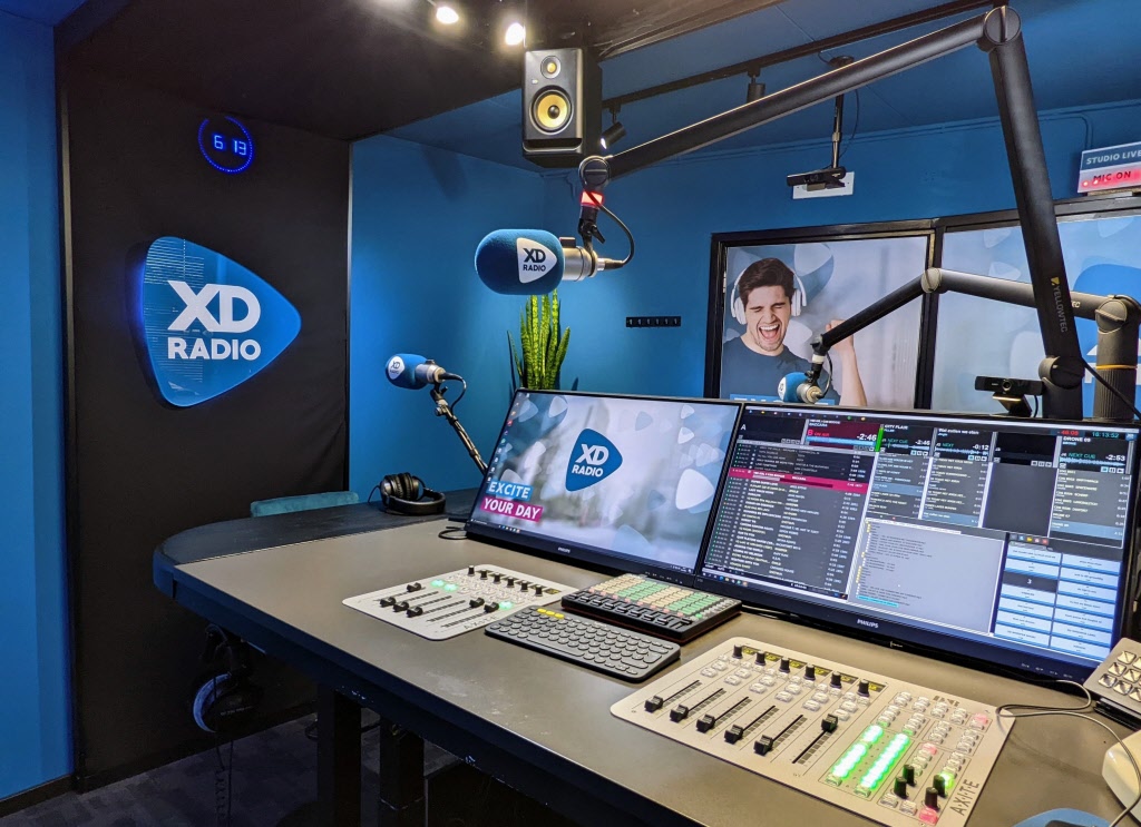 AXUM 12 fader digital broadcast mixing console with motor faders